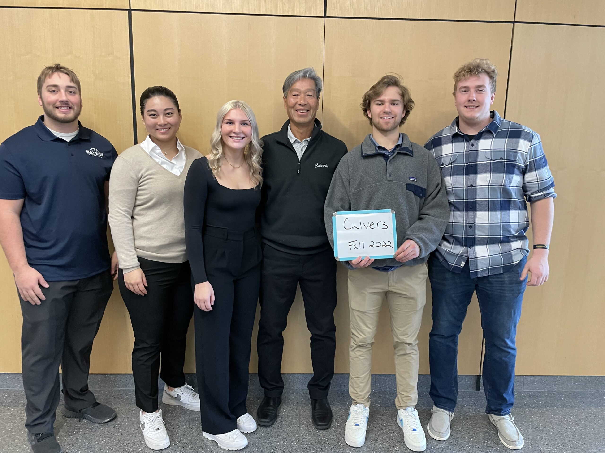 Experiential Learning for Students and Alumni - Economics and Management